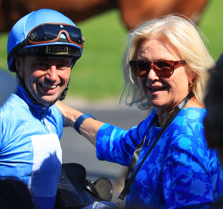 JP van der Merwe Enjoying Best Of All Worlds – Turf Talk